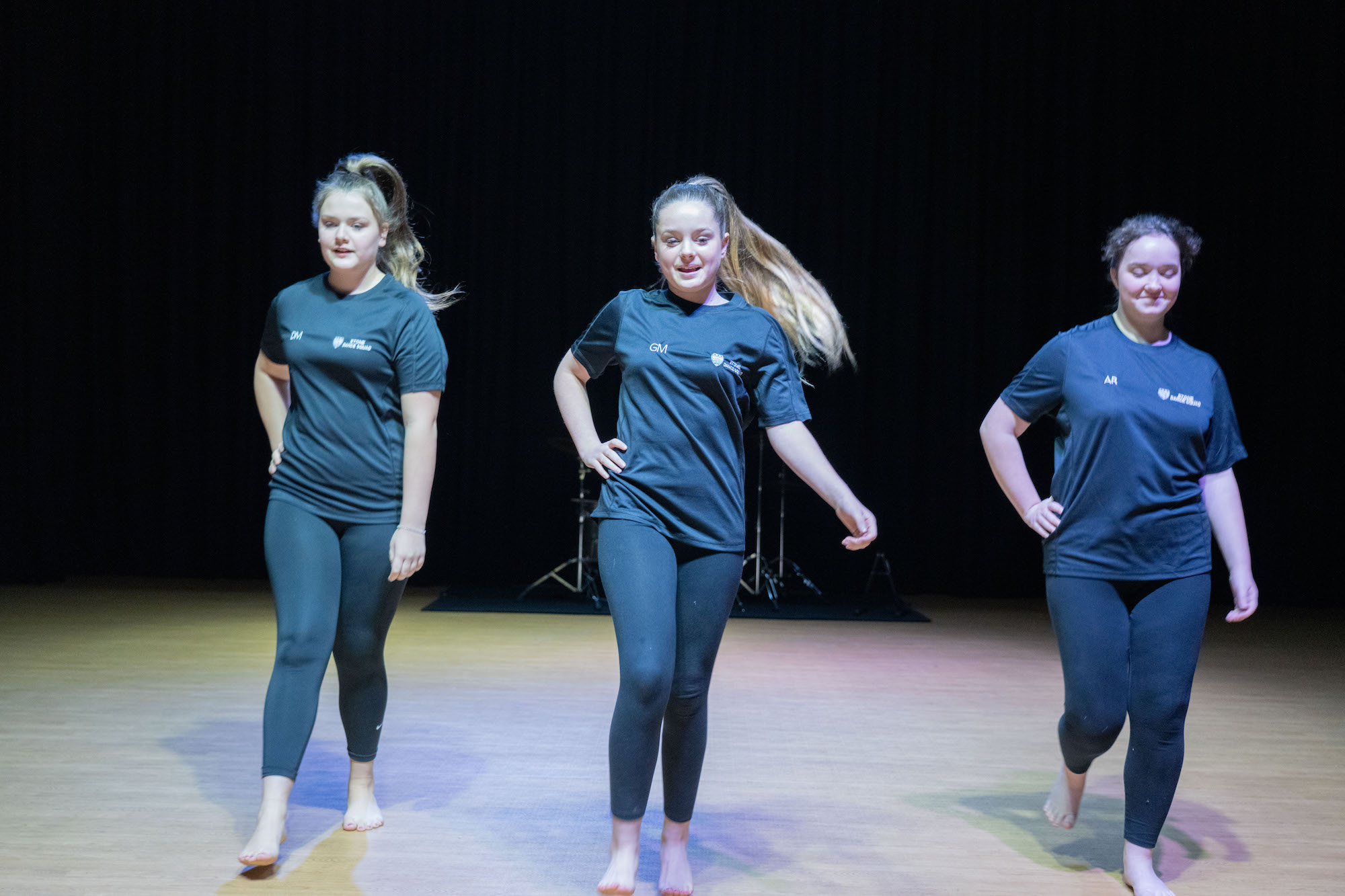 Etone's Dance Squad - Etone College